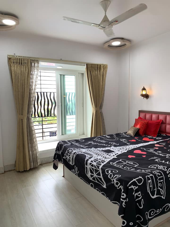 Luxury 3bhk Apartment/city View Balcony/hspeedwifi - Howrah