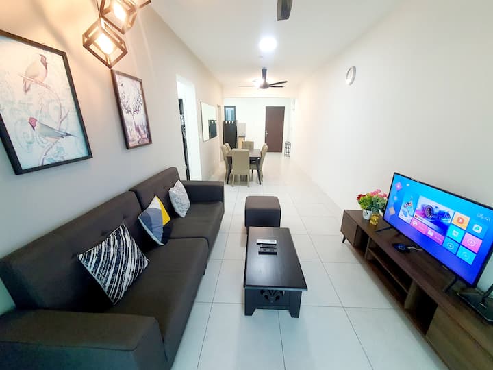 High Floor Modern Cozy 3 Room Suite @Meritus Perai - Perai