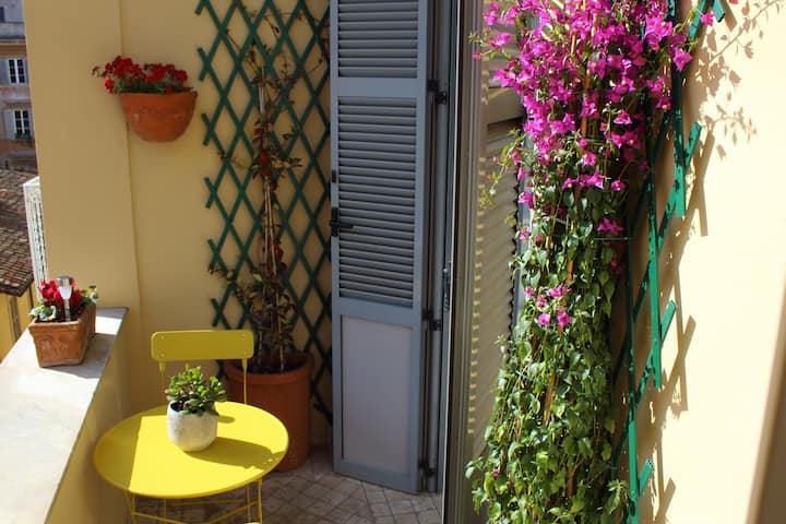 A Charming Balcony In Borgo Pio, Vatican - 