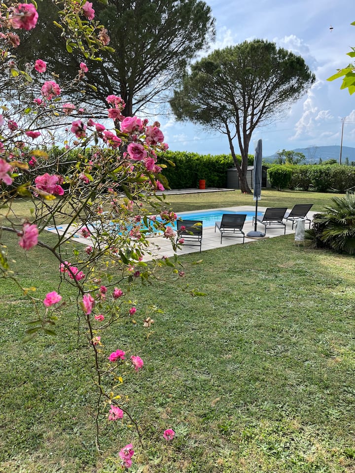 La Villa Maya, Tout Confort, Grand Jardin, Piscine - Montélimar