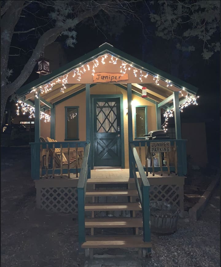 "Juniper" - Cute Studio @ Whispering Pine Cabins - Ruidoso, NM