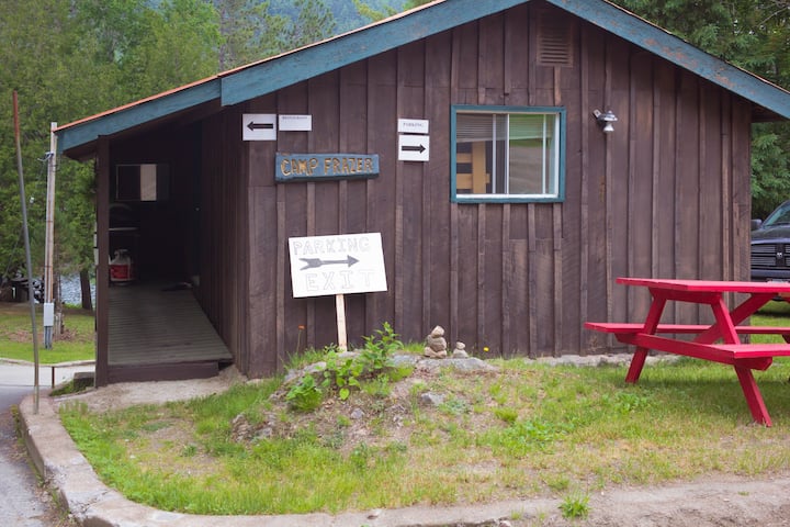 Frazer: 2-bedroom Cabin With A Pull-out Sofa - Mattawa
