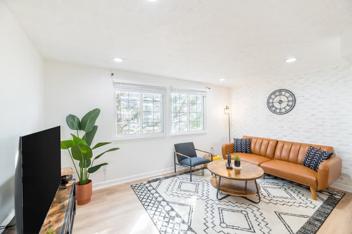 Modern Arlington Gem, Minutes From Dc & Pentagon - Arlington, VA