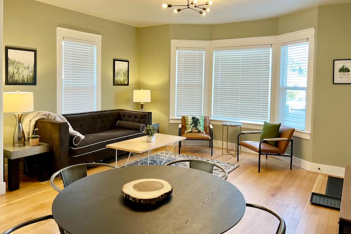 3br Mashell Cottage In Downtown Near Rainier - Ohop Lake, WA