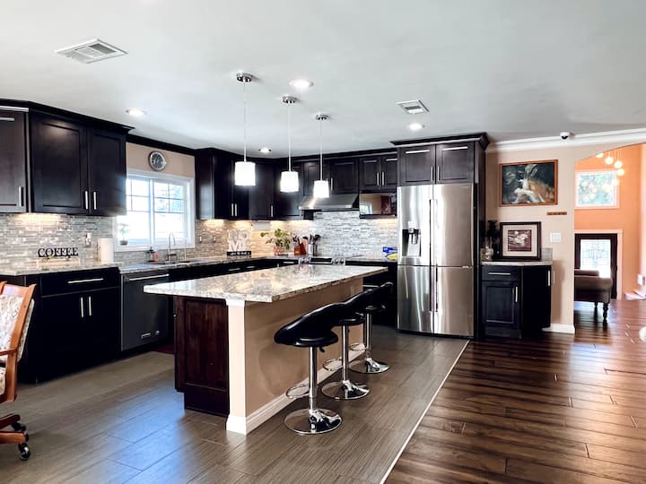 Cozy 3 Bedroom In Ocean Beach - San Diego, CA