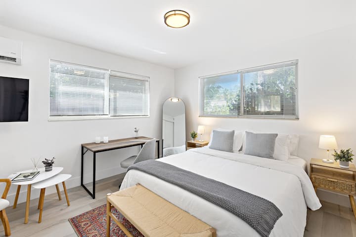 Chick Studio Apartment - Private And Quiet - Fort Lauderdale, FL