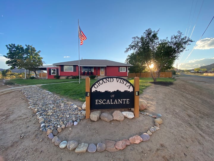 ~Grand Vista Of Escalante~ - Escalante, UT