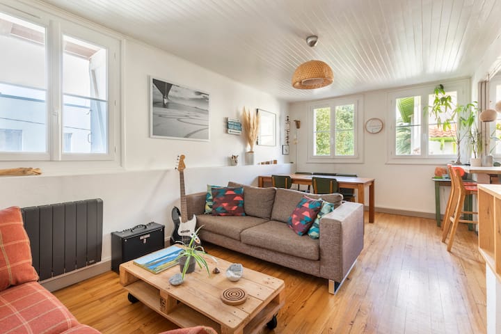 Superbe 120m2 Dans L'ancienne Gare De Tramway ! - Biarritz