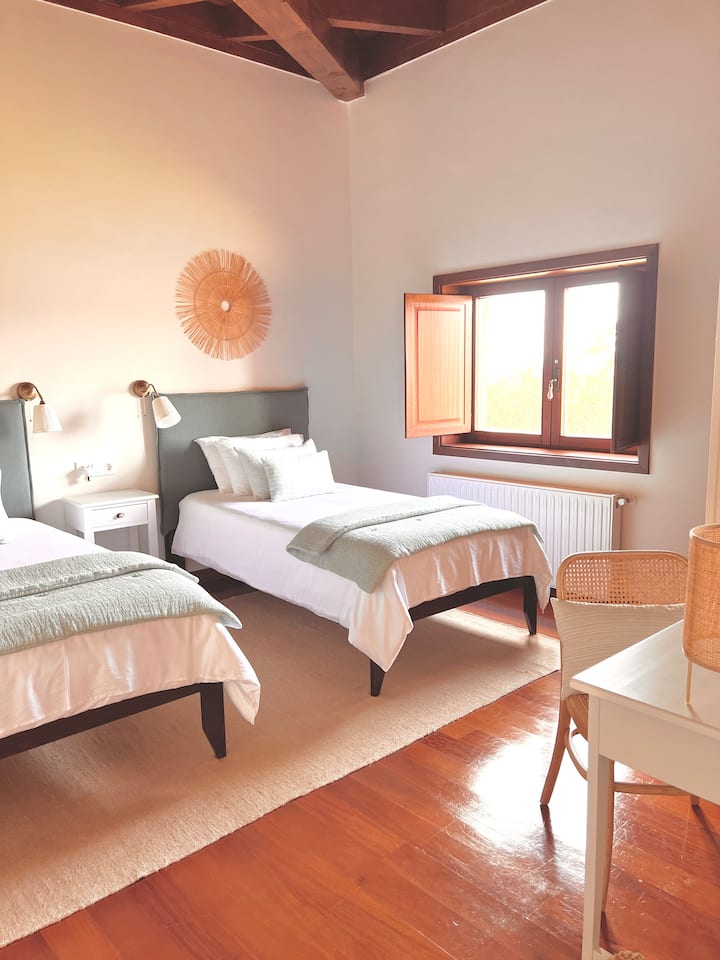 Habitación 5, Dos Camas Indiv. En Hotel Boutique - Villagarcía de Arosa