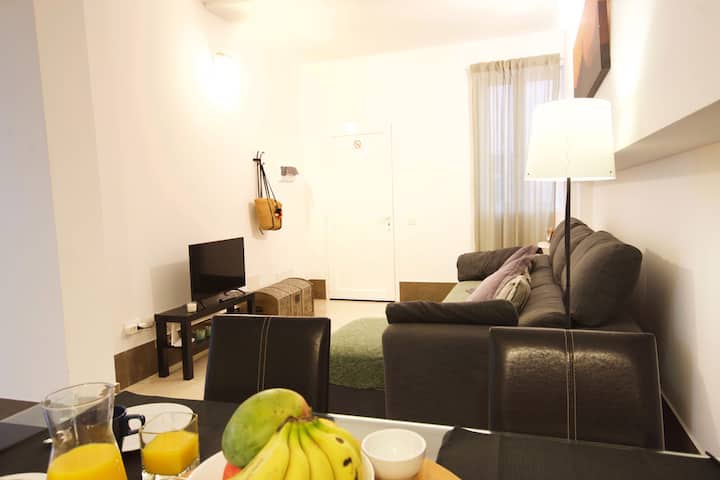 Spacious 2-bedroom Local Town - Ingenio