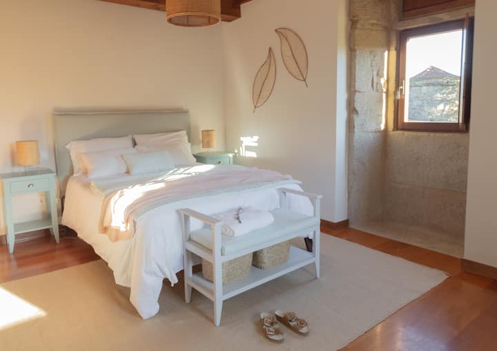 Habitación 11, Cama Matrimonial En Hotel Boutique - Villagarcía de Arosa