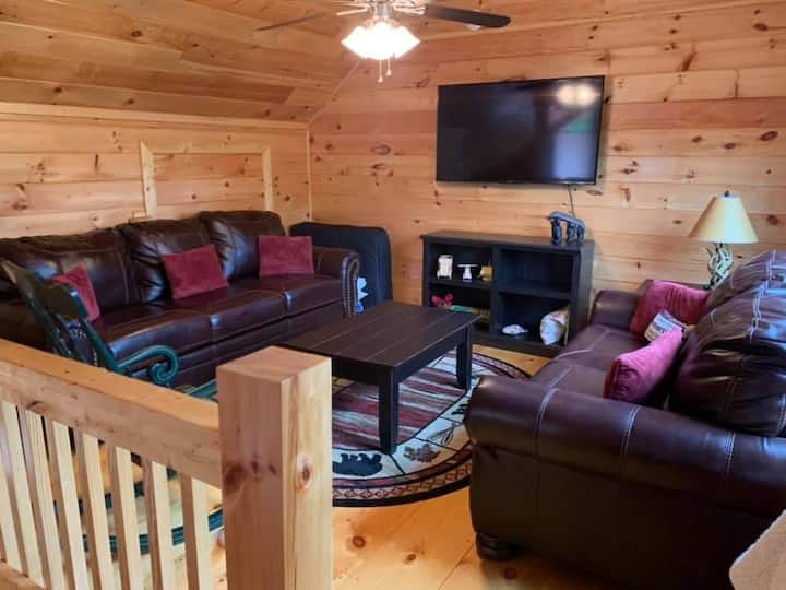 Black Bear Retreat W Fireplace - Murphy, NC
