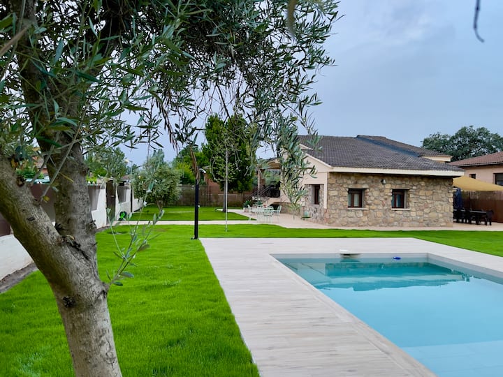 Villa En Naturaleza A 1h Madrid - Maqueda