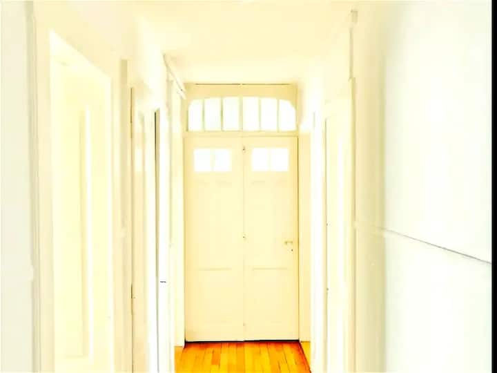 Entire Spacious Furnished Flat 3,5 Rooms - Montreux