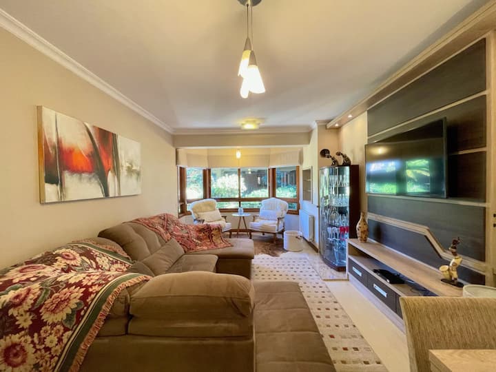 Sophisticated Apartment With Fireplace In The Center - Gramado