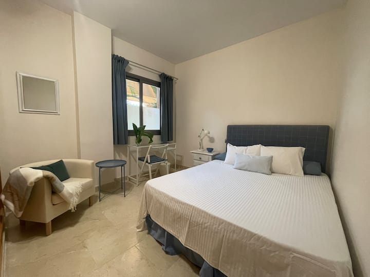 Habitación Independiente Con Baño Ensuite - Estepona