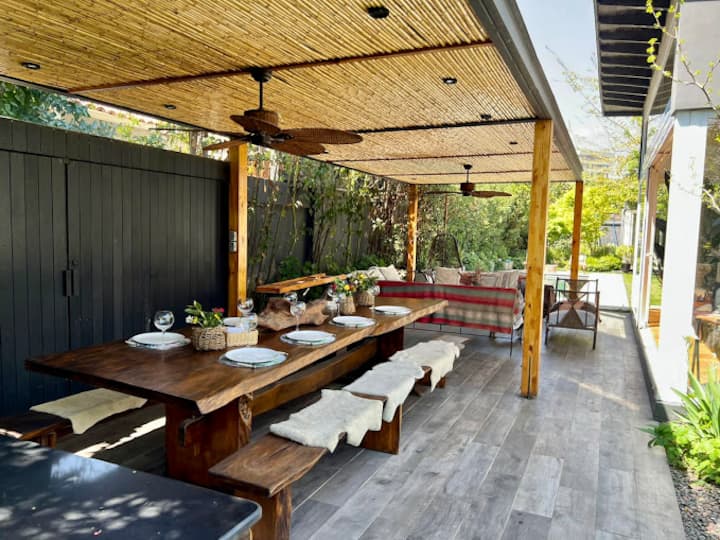 Extraordinary House, Walking Distance To Subway - Santiago