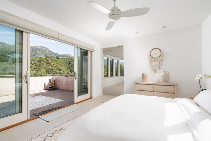 Santa Barbara Hillside Retreat - Montecito, CA