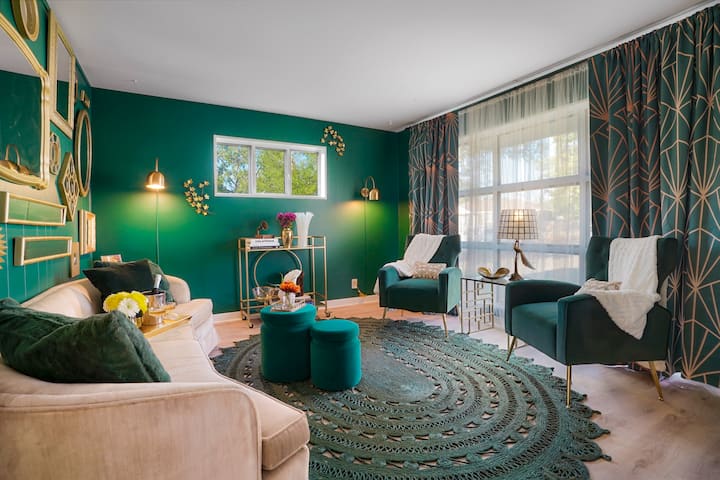 Trendy 4 Br 15 Min From Dt W Pingpong+ Hot-tub - Westminster, CO