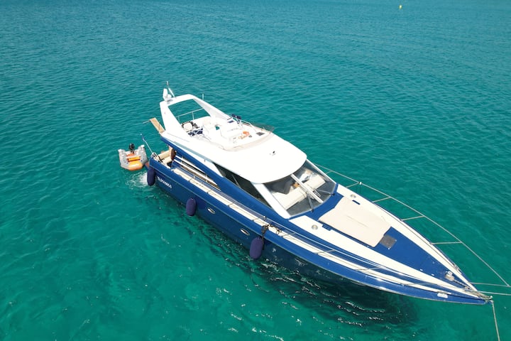 Nuit Insolite Sur Un Yacht - Valence, France