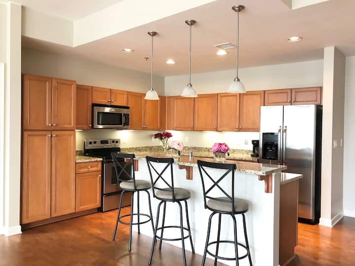2 Bedroom At The Avenue District - Cleveland, OH