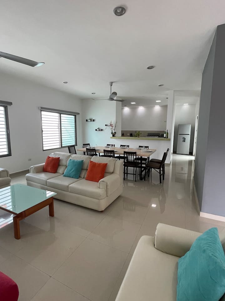 Spacious 2 Br+3.5 Sfr In The Heart Of Mérida - Mérida