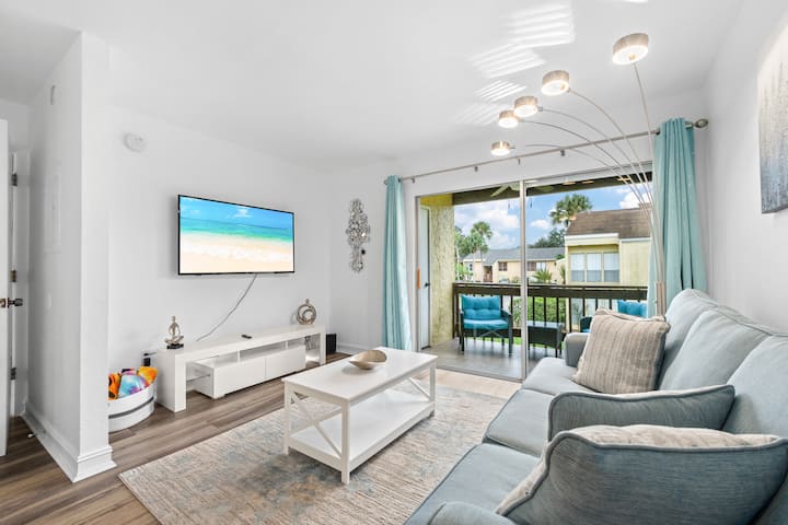 Turquoise Home +6 Min. From Siesta +Heated Pool - Sarasota, FL
