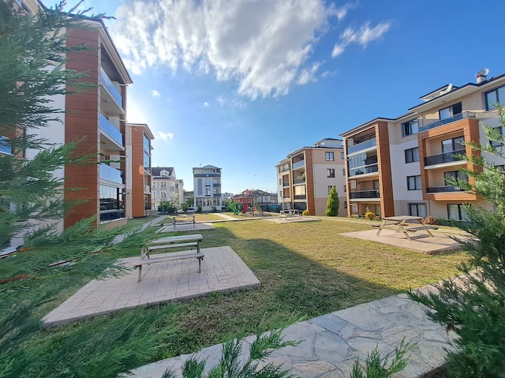 Otopark Olanağına Sahip Klimalı Full Möbleli Daire - İzmit