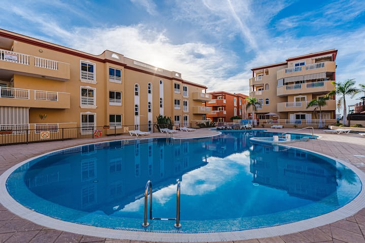 Apartment With Heated Pool In Callao Salvaje - Tenerife