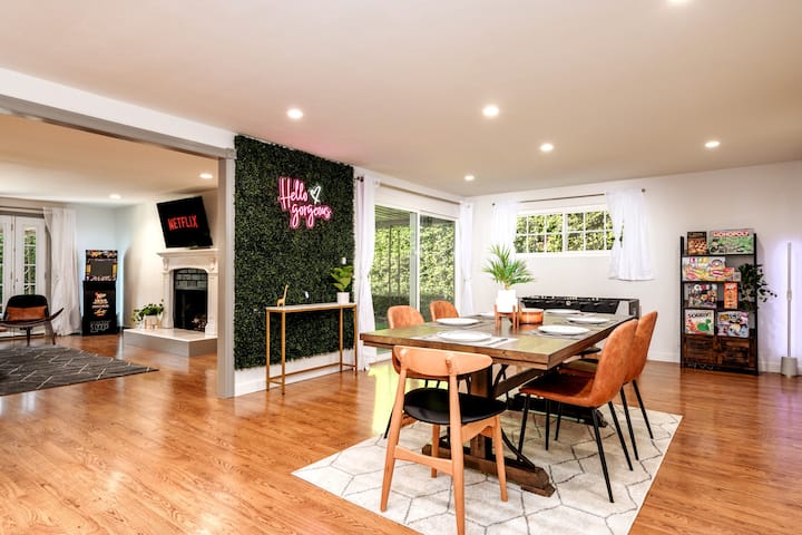 Chic 4br Entertainer | Arcade | Close To Disney - Orange County, CA