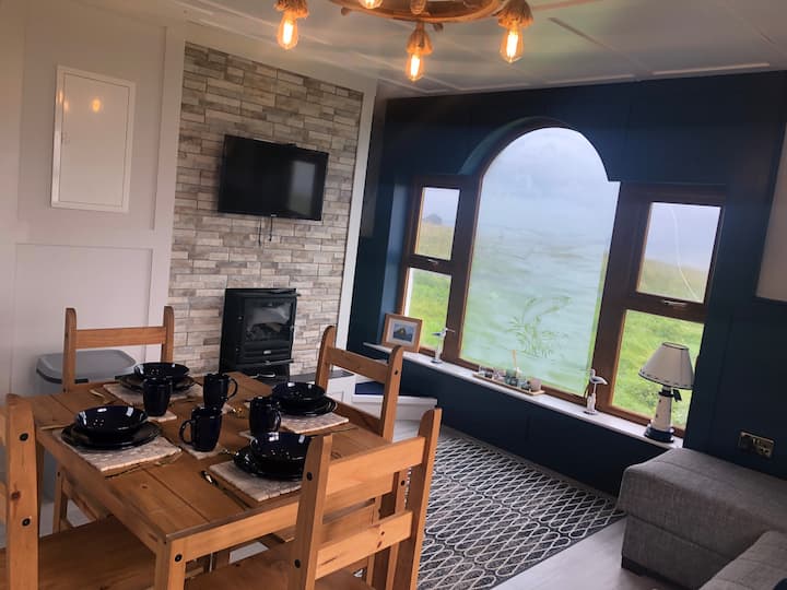 1 Bedroom House Inisboffin, Donegal - County Donegal