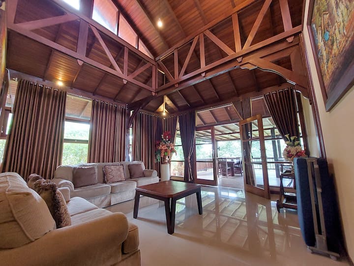 Tikala Vacation Rentals & Homes - North Sulawesi, Indonesia | Airbnb