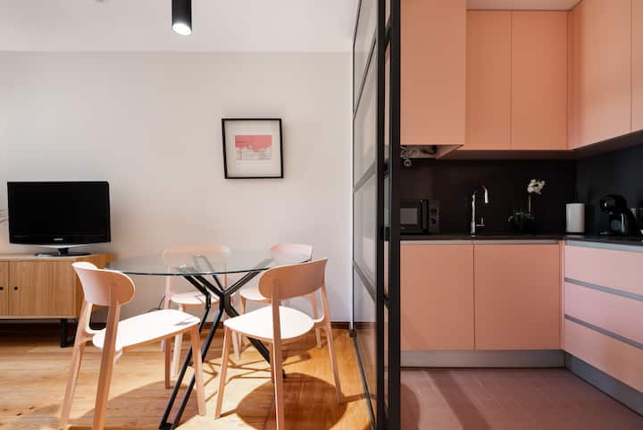 Wonderful 1br Next To Rivoli Theatre - Oporto