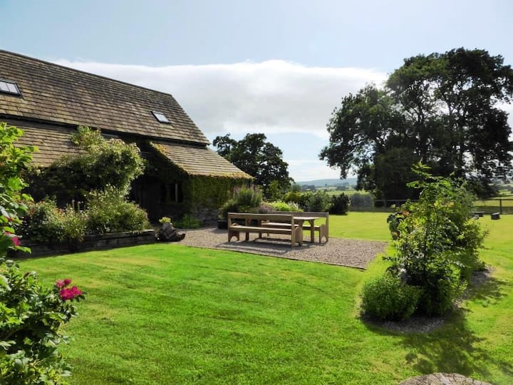 Cothill Barn, Nr Hayonwye, Herefordshire - Herefordshire