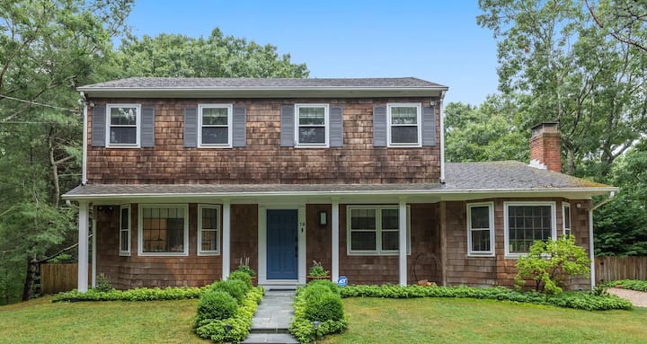 Luxury Meets Comfort In Eh Oasis W/ Heated Pool - Sag Harbor, NY