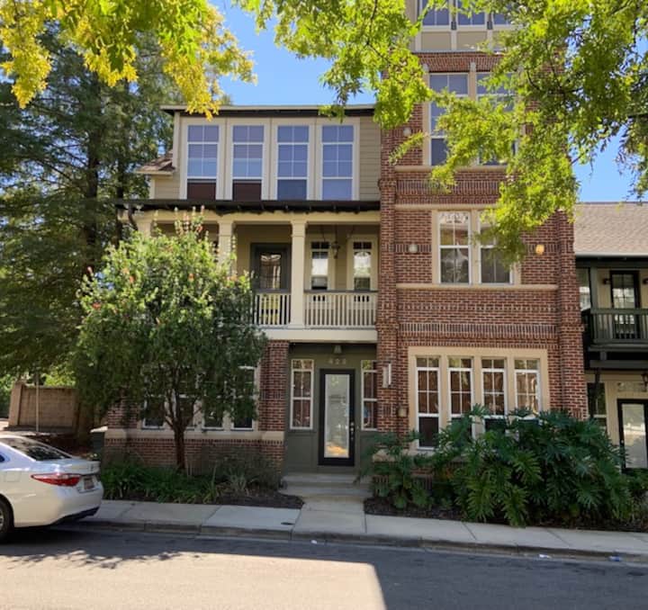 House In Downtown Of Tallahassee - Tallahassee, FL