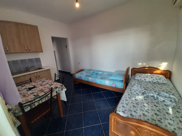 Hillside Apartments (2 Bedrooms) - Borsh
