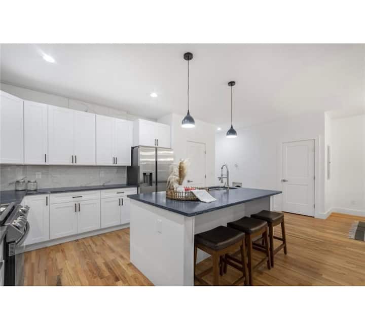 Modern Midtown Stylish Home - Atlanta, GA