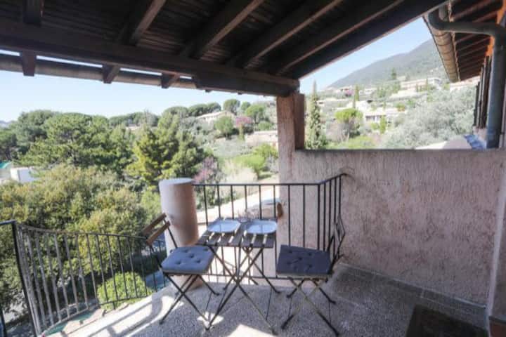 Beau Studio Nyons Pour Couples - Nyons