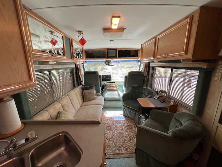 Cozy Vintage Rv In Franklin - Franklin, TN