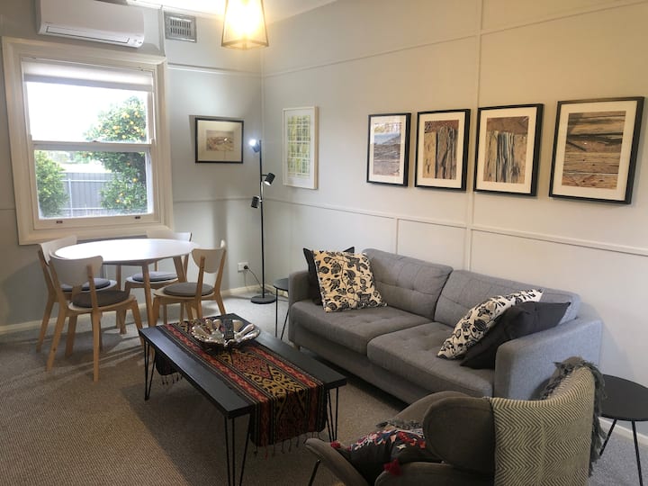 Baxter's Vintage Chic Bnb
Hidden Gem In Clare - Clare Valley