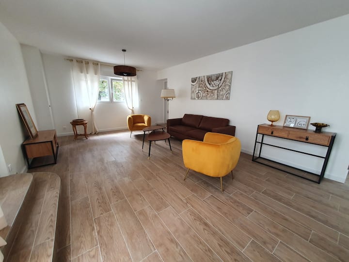 Grand Appartement De Charme - Reims