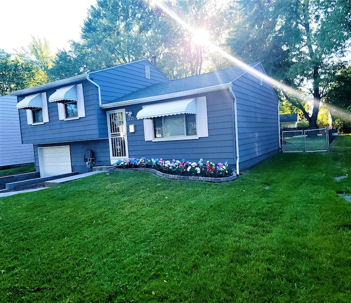 Welcome To Our Home Of Happiness - Holland, OH