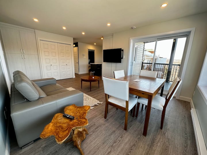 Penthouse Au Centre- Ville Avec Galerie Et Vue. - Saguenay
