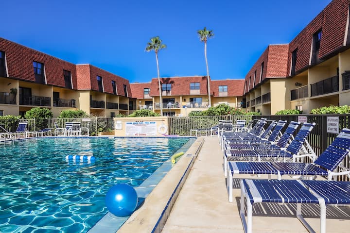 Cocoa Beach Club Complex On- The- Beach - Cocoa Beach, FL