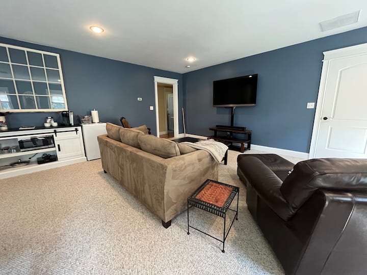 Comfy-spacious-private 1br Conveniently Located - Lexington, MA