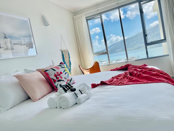 Ocean View Resort 2-bedroom +Sofa Bed Apartment - Airlie Beach