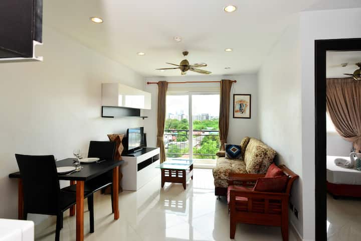 Park Lane Jomtien Resort Condo - Pattaya City