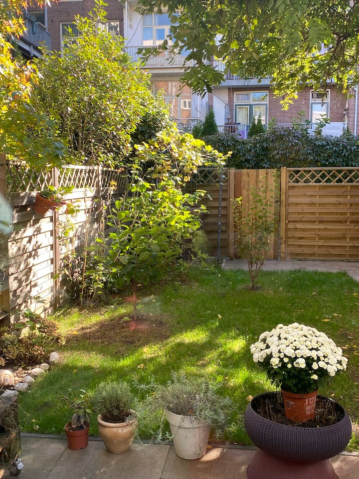 Centraal Gelegen, Nette/mooi Woning In Amsterdam. - Ámsterdam