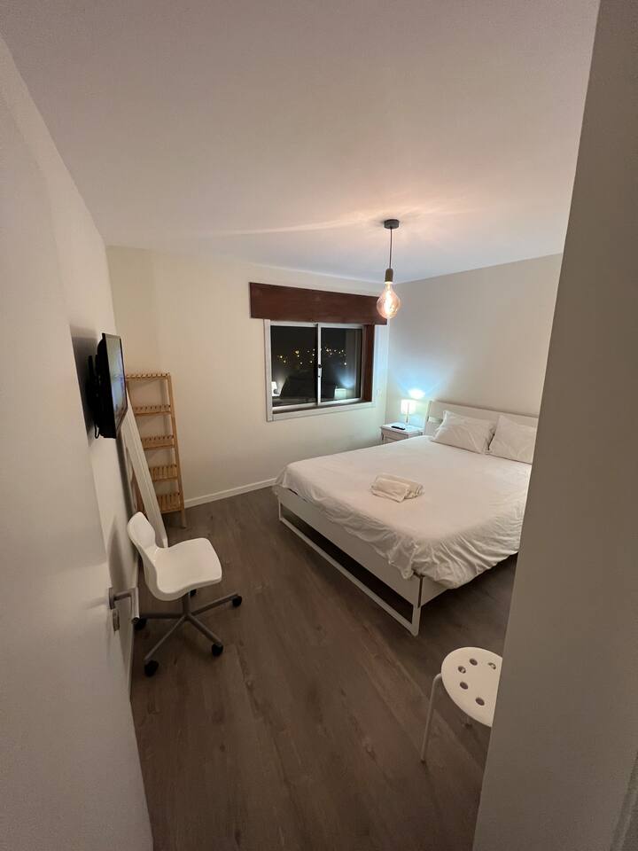 Quarto Encantador Sra. Da Hora - Matosinhos